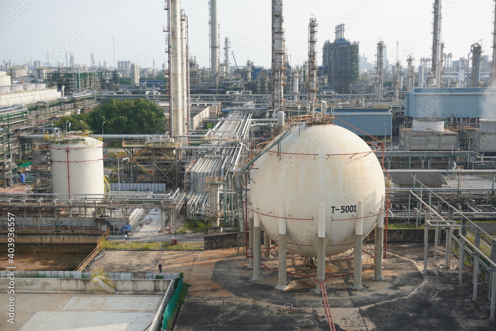 Large industrial tanks or spherical tanks for filter of petrochemical ...