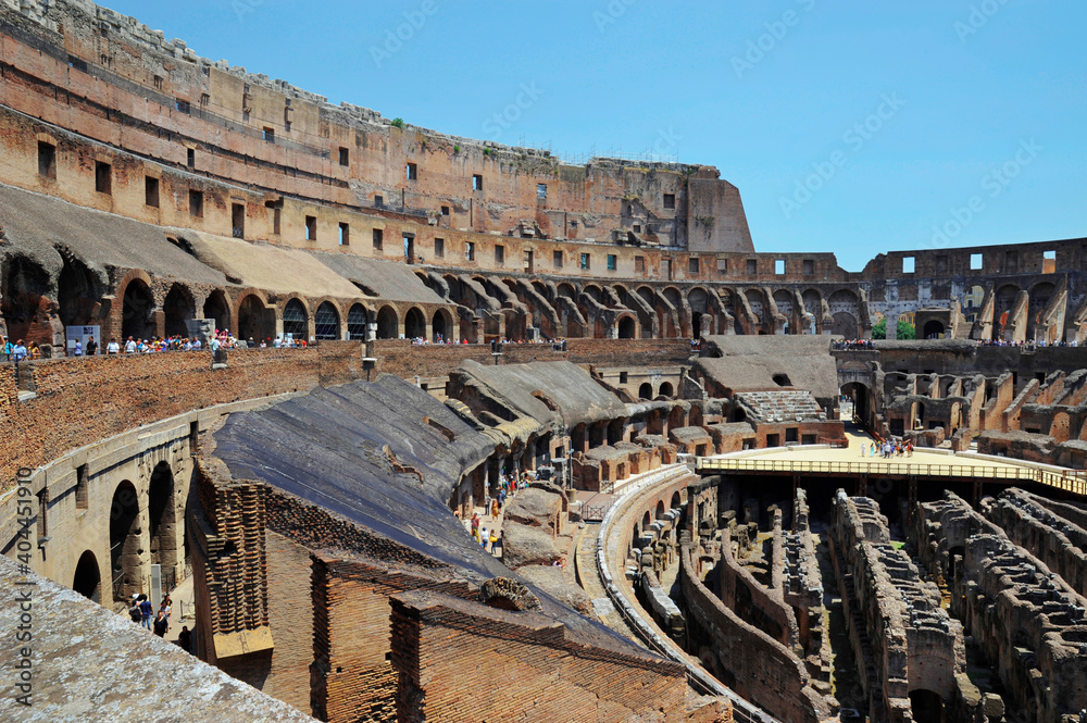 Colosseum, Rome, Italy - July 2, 2015: Tourists flocking at Colosseum ... Colosseum, Rome, Italy - July 2, 2015: Tourists flocking at Colosseum ...