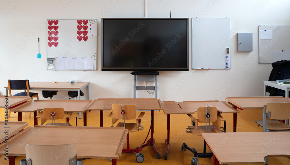 Class of primary school with modern screen Stock Photo | Adobe Stock