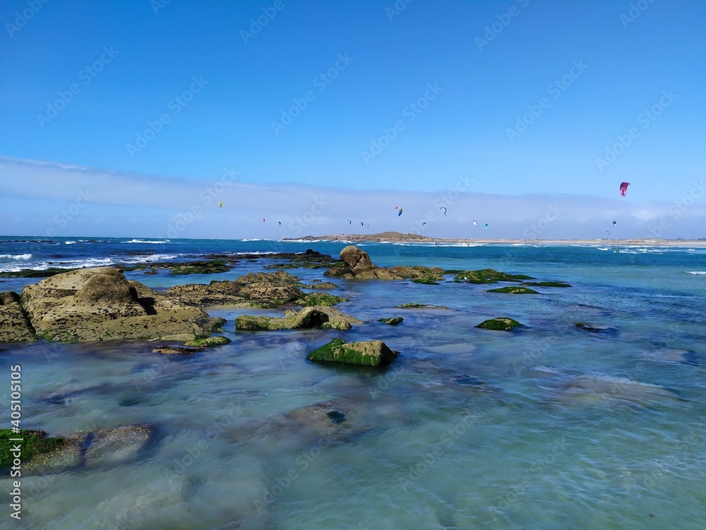 Plage de Pors Carn , pointe de la torche , Finistère, Bretagne Stock ...