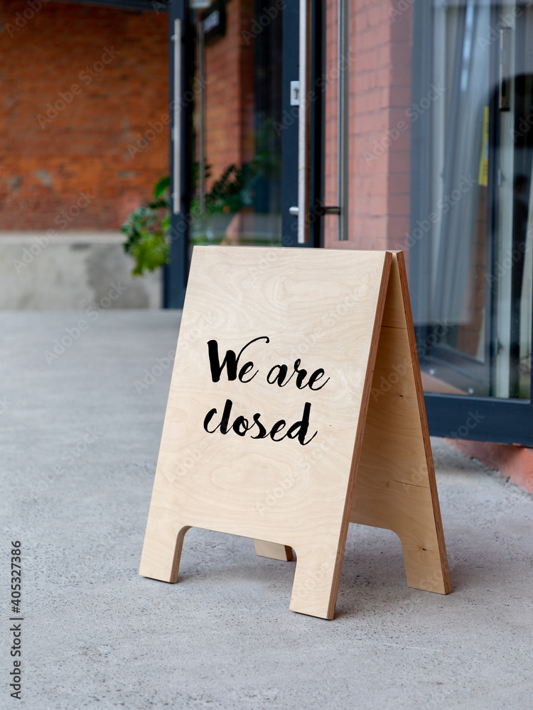 Shop closed due to Covid-19 outbreak lockdown. Temporarily closed sign ...