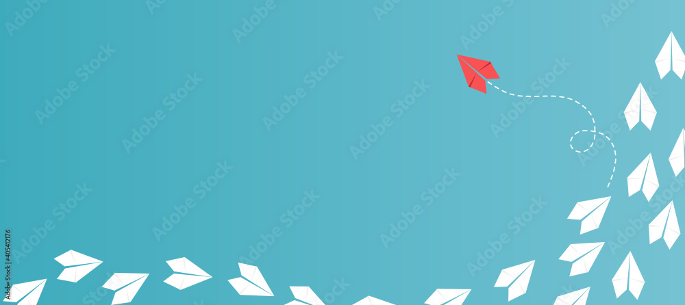 Vecteur Stock White paper airplane concept flying in the same direction ...