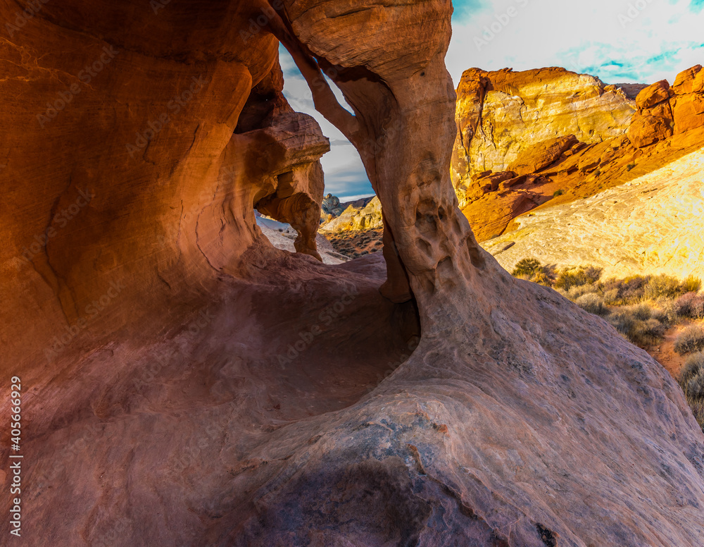 Fire Cave Arch With The White Domes in the Distance, Valley of Fire ...