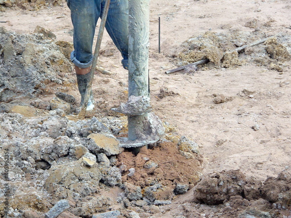 Drilling rigs for the construction of building foundations ...