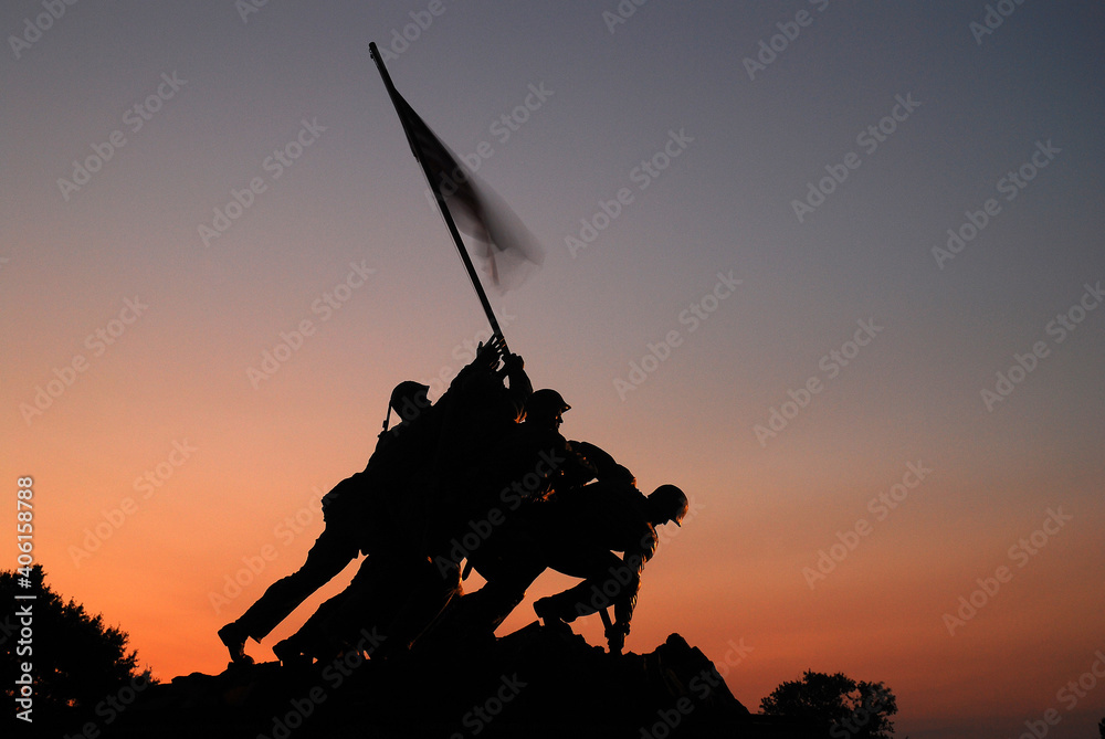 The US Marine Corp Memorial, in Arlington, Virginia, is silhouetted ...