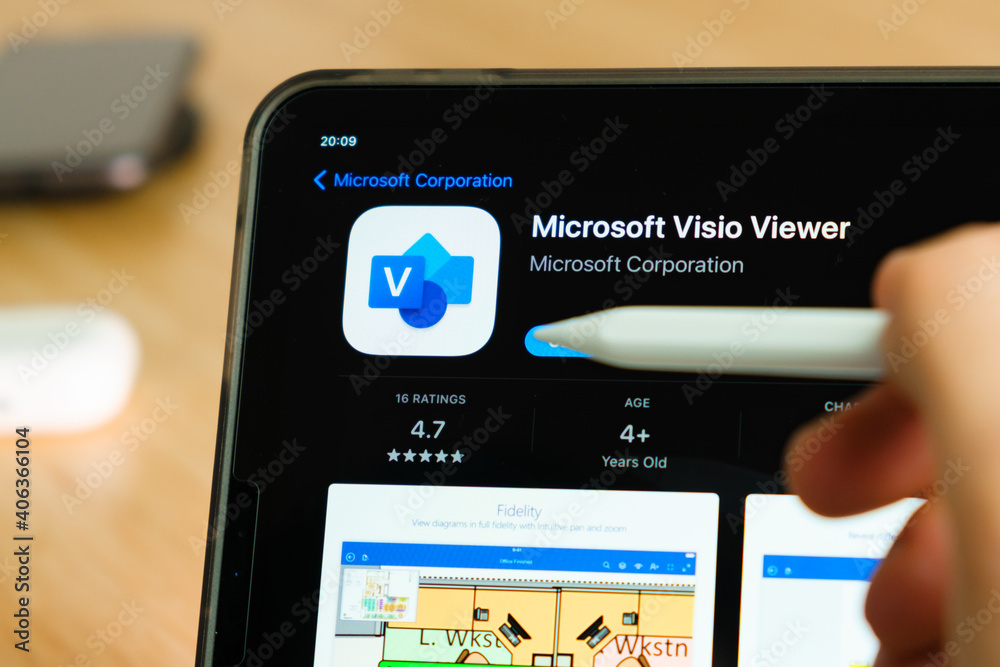 Microsoft Visio Viewer logo shown by apple pencil on the iPad Pro ...