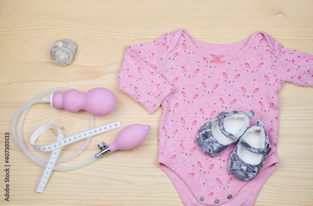 A Pelvic Floor Muscle Exercise device to prepare for the giving of ...