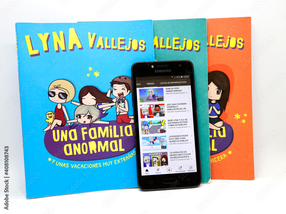 Lyna Vallejos books. A very normal family. Novels of the famous ...
