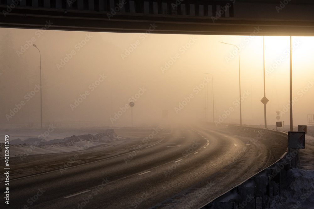 Severe frost and heavy fog on the road. Abnormal frosts in the city ...