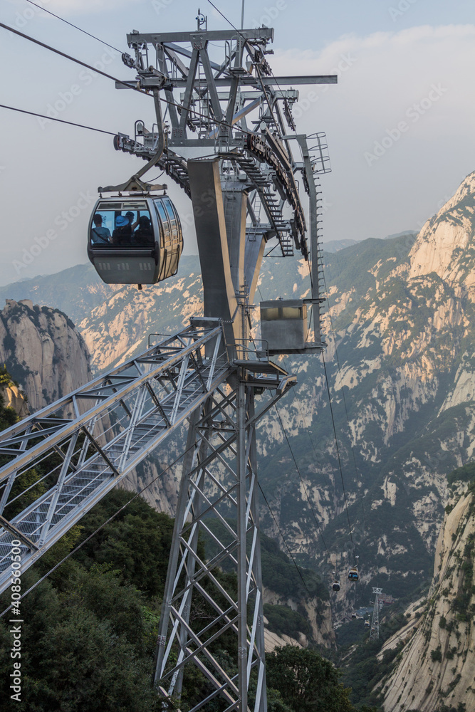 Cable car at the Hua Shan mountain in Shaanxi province, China Stock ...