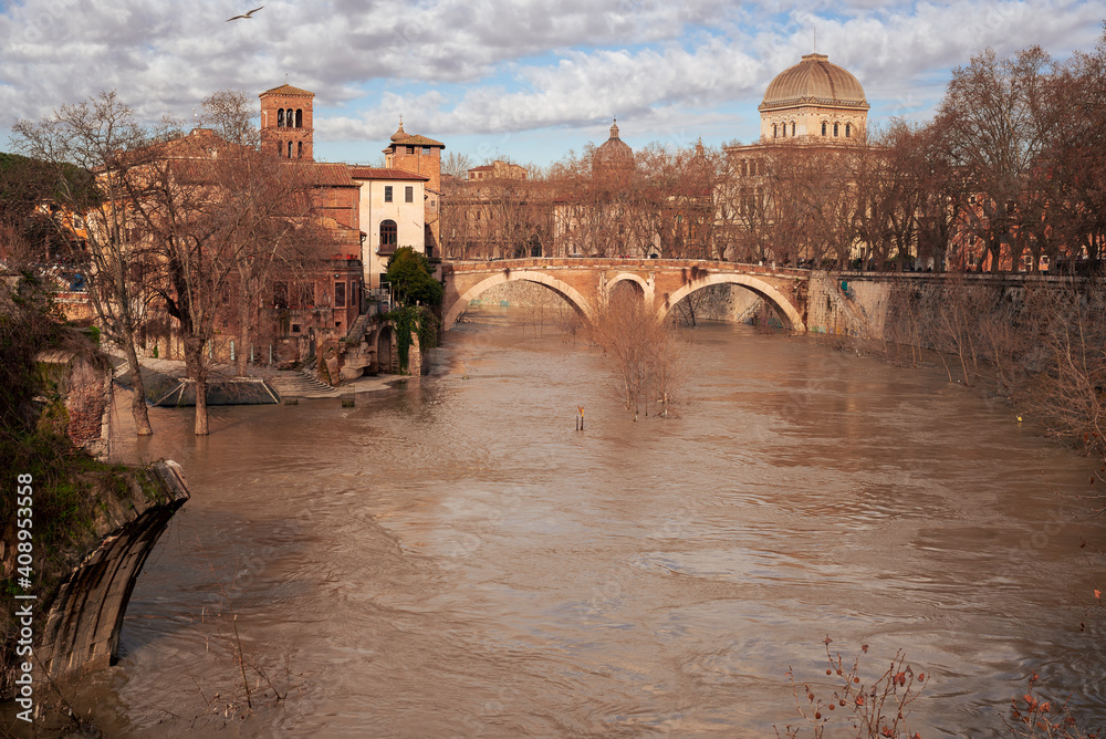 River Tiber In Flood The Docks Of The Tiber Island Are Submerged In River Tiber In Flood The Docks Of The Tiber Island Are Submerged In