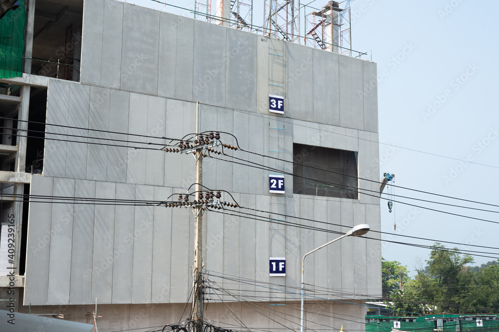 Precast concrete walls on building structures. Precast concrete ...