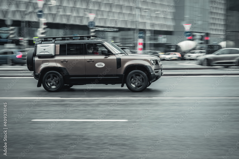 Land Rover Defender 110 L663 test drive on Moscow streets. Plug-in ...