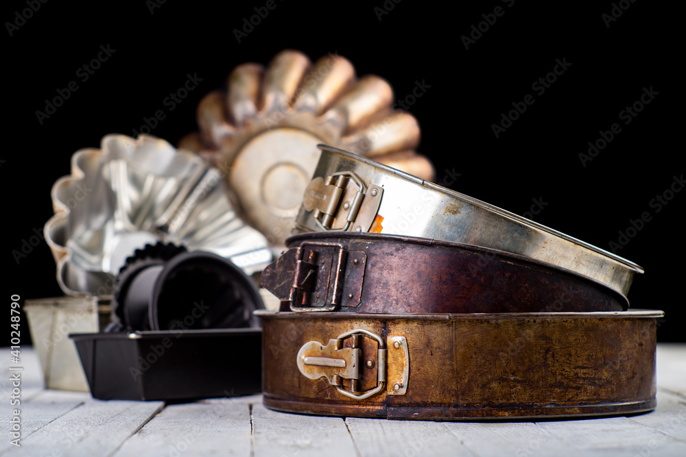 Baking forms in home cooking. Accessories for the preparation of ...