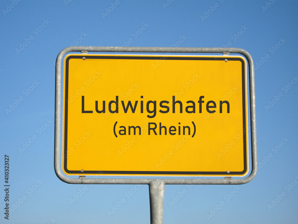 Ortsschild Ludwigshafen (am Rhein) Stock Photo | Adobe Stock