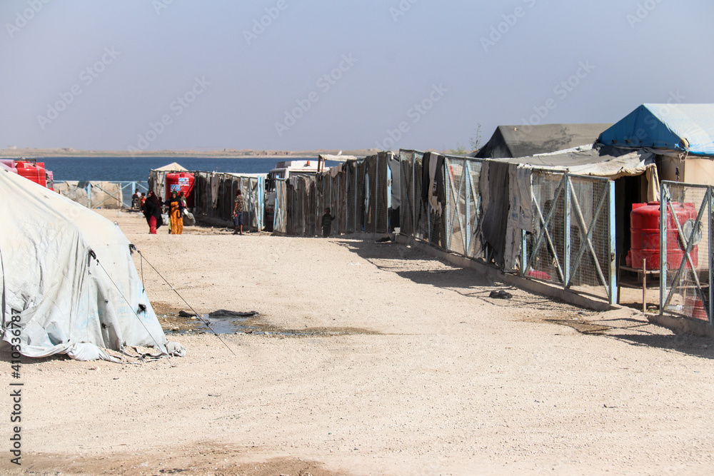 Afghanistan refugee camp life and children in poverty in the desert ...