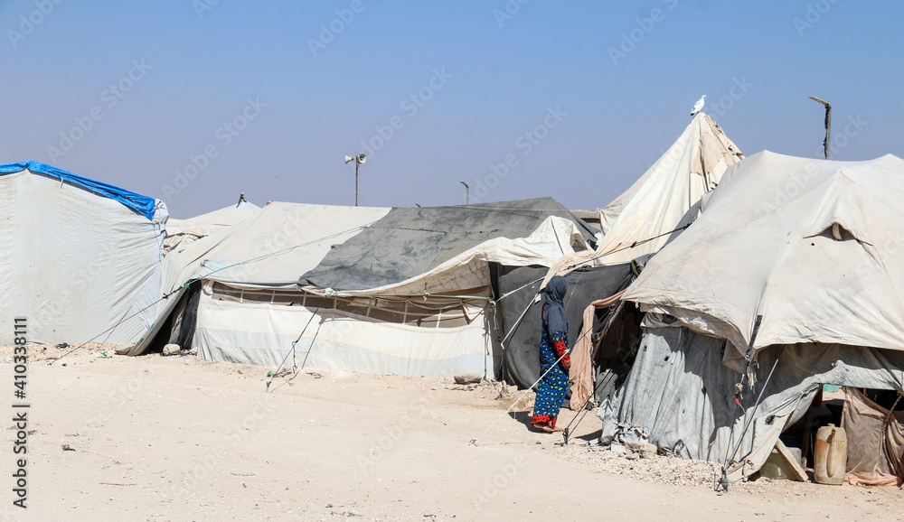 Afghanistan refugee camp life and children in poverty in the desert ...