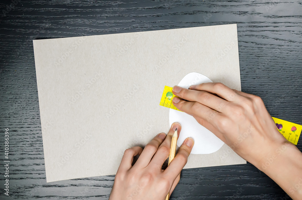 How to make a Paper Egg Greeting card for Easter greetings. Doing paper ...