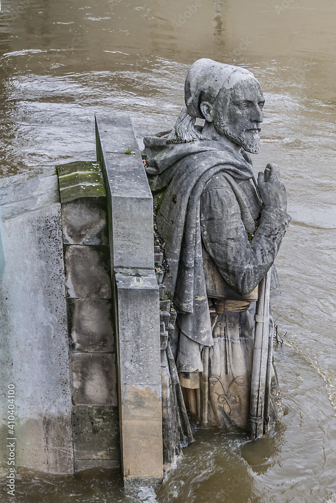 Zouave statue (1850) - most famous feature of Pont de Alma. The Zouave ...