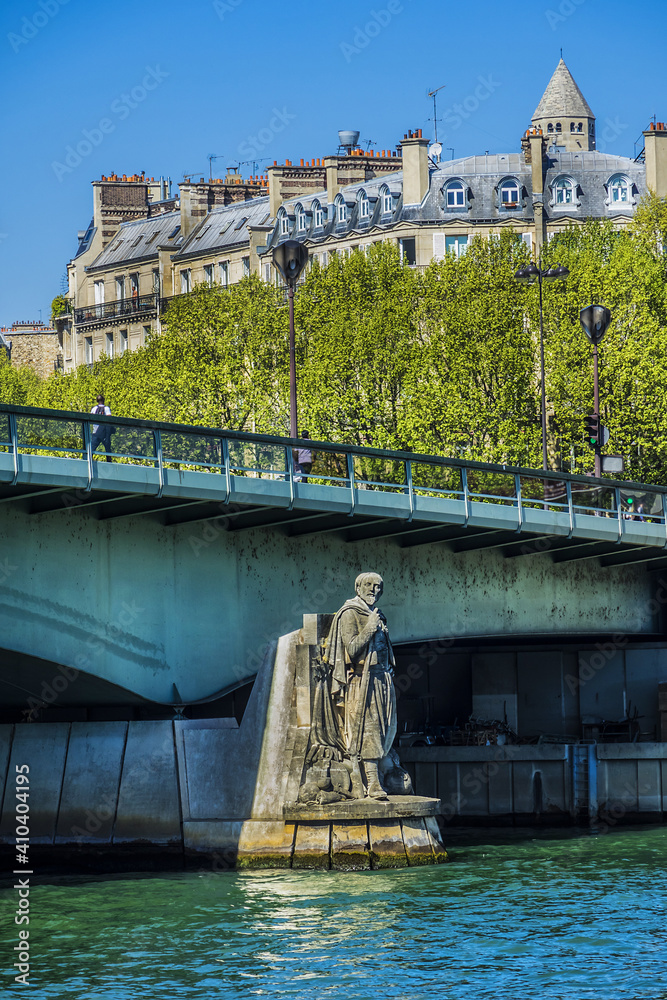 Zouave statue (1850) - most famous feature of Pont de Alma. The Zouave ...