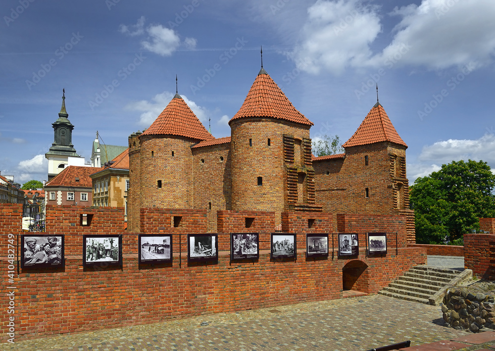 Old town in Warsaw, Barbican - Fortified medieval outpost in Warsaw ...