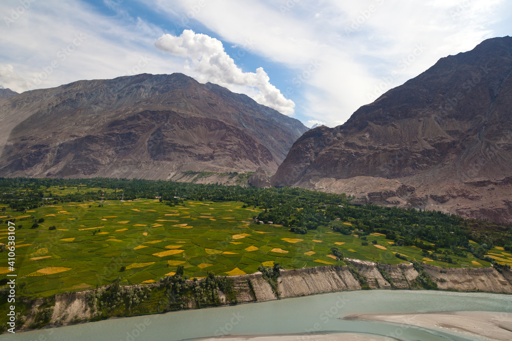 The Karakoram is a mountain range spanning the borders of China, India ...
