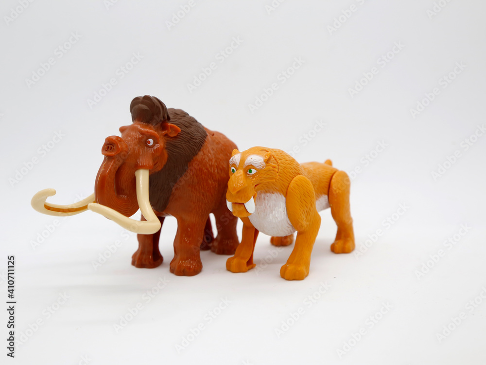 Ice age animals. Manny a woolly mammoth and Diego a saber-toothed tiger ...