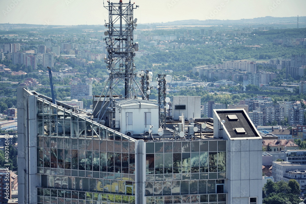 Construction for 5G broadband cellular network transmitters ...