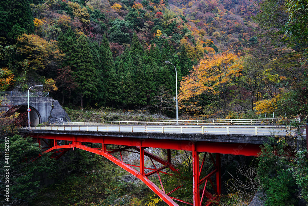 Japanese bridge style at the Autumn season of Kurobe Gorge Railway ...