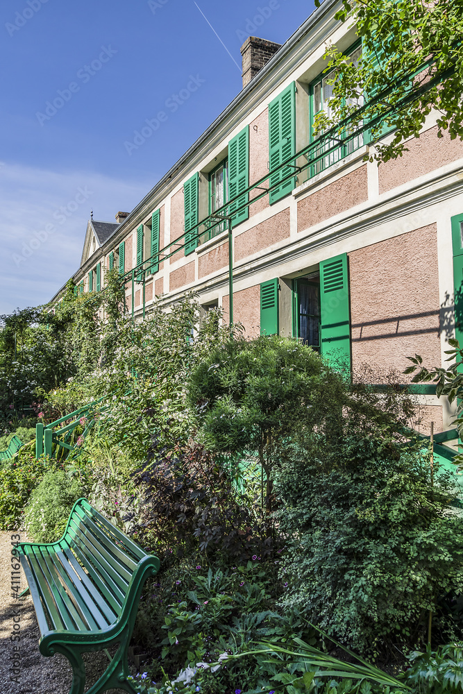 The house of Claude Monet (famous French impressionist painter) in ...