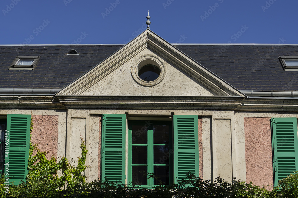 The house of Claude Monet (famous French impressionist painter) in ...