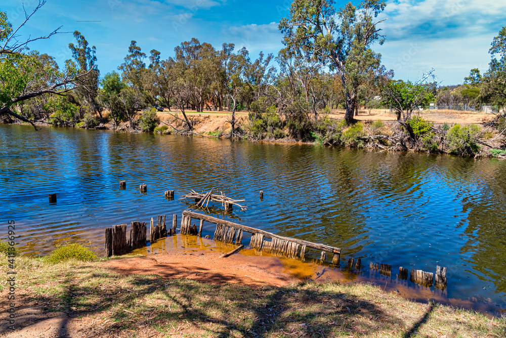 The Avon River is a tributary of the Swan River, the Avon flows 240 ...