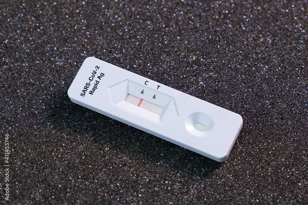 Corona Schnelltest / COVID-19 (2019-nCoV - coronavirus / SARS-CoV-2 ...