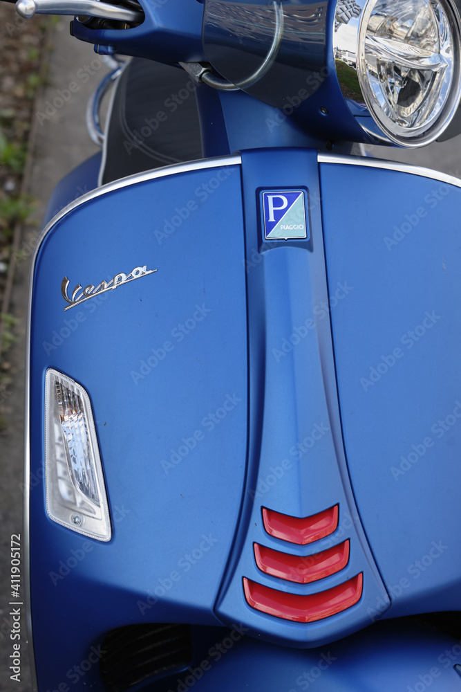 Logo of Vespa an Italian brand of scooter manufactured by Piaggio, 08 ...