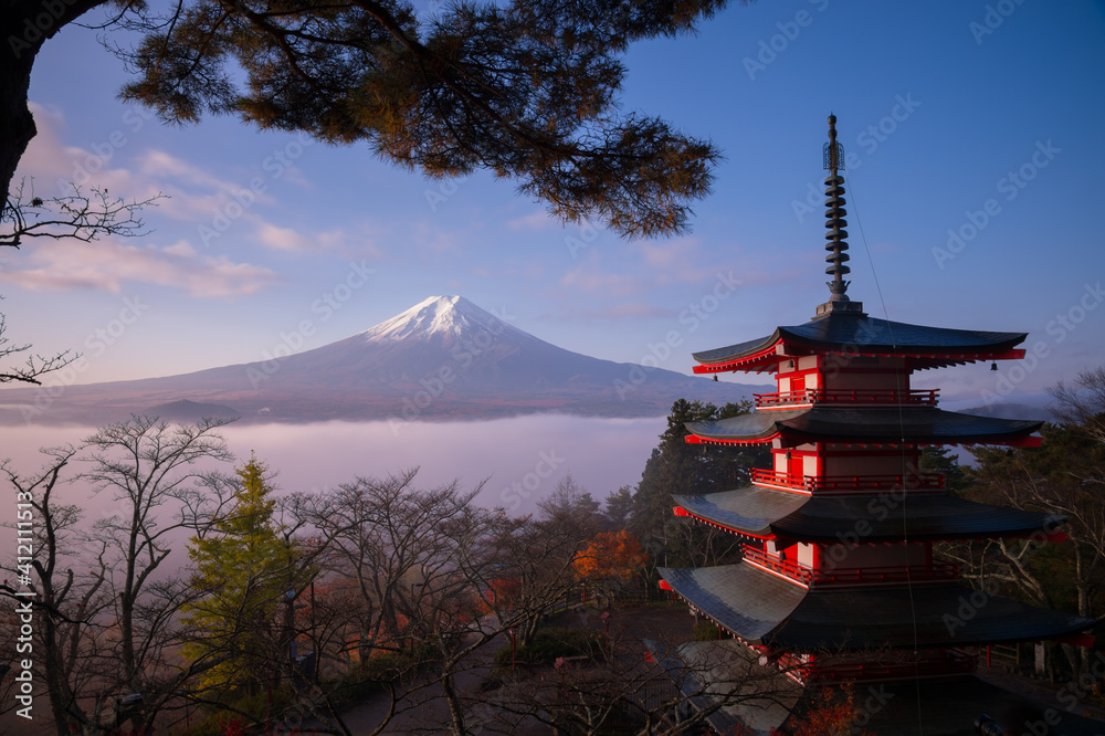 Rare scene of Chureito pagoda and Mount Fuji with morning fog, Japan in ...