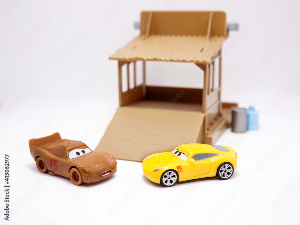 Cars 3. Lightning MCQUEEN and Cruz Ramírez. Cruz Ramirez. Toys car for ...