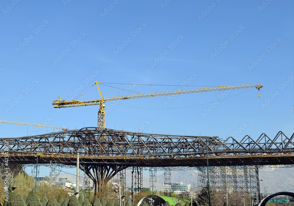 Cranes & unfinished Tabiat pedestrian overpass, Tehran, Iran Stock ...