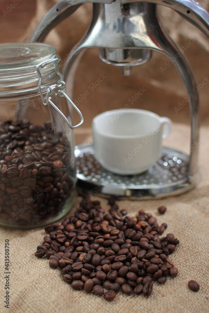 variety of roasted arabica and robusta coffee beans from Indonesia ...