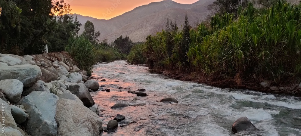 landscape in the sunset in cieneguilla lima foto de Stock | Adobe Stock
