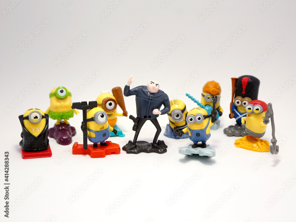 Minions and Gru. Villain Gru. Disguised minions. Characters from the ...
