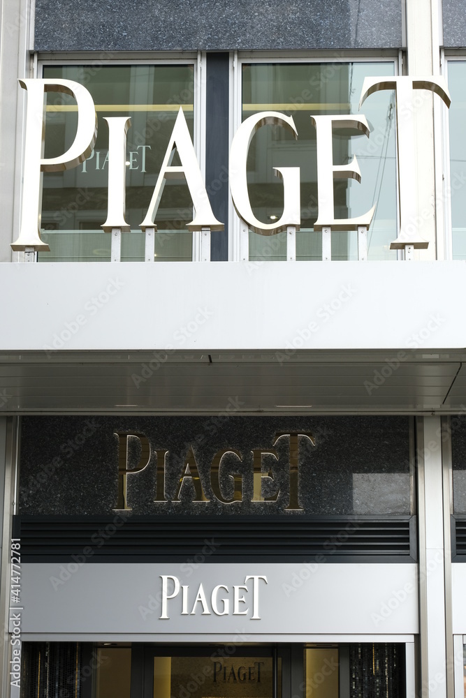 Geneva, Switzerland, february 16, 2021 : Logo and sign of Piaget store ...