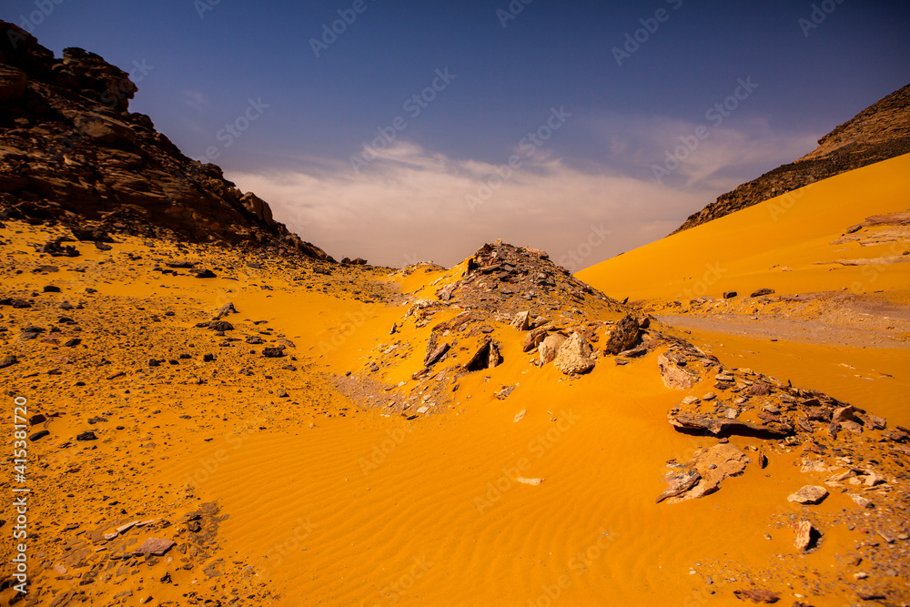 Beautiful landscape of sand dunes in Egypt. Sahara Desert. Background ...