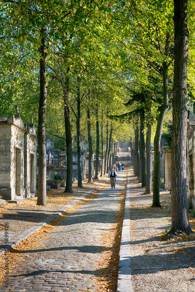 Pere Lachaise Cemetery, Cimetiere du Pere Lachaise, Paris, France ...