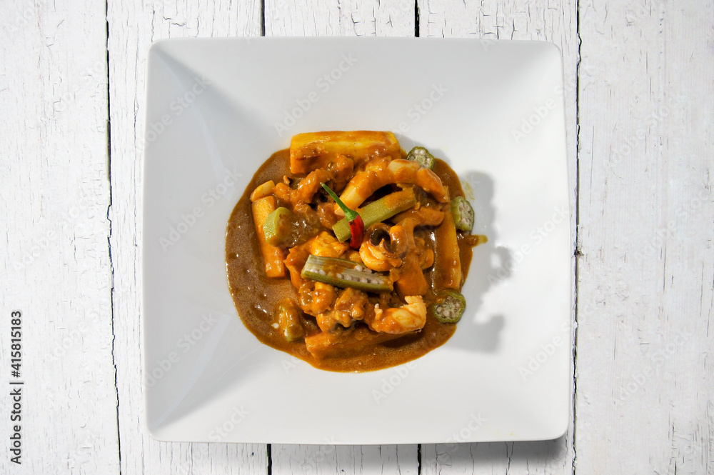 Calulu from Angola, typical fish stew with vegetables, jimboa, fuji ...