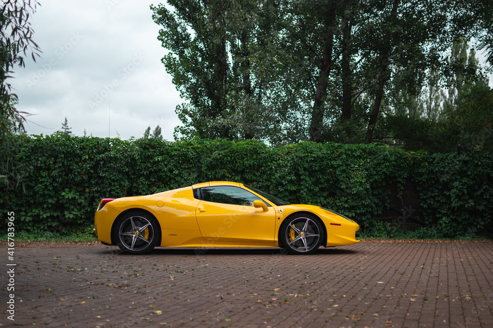 Ferrari 458 Spider Yellow Wallpaper