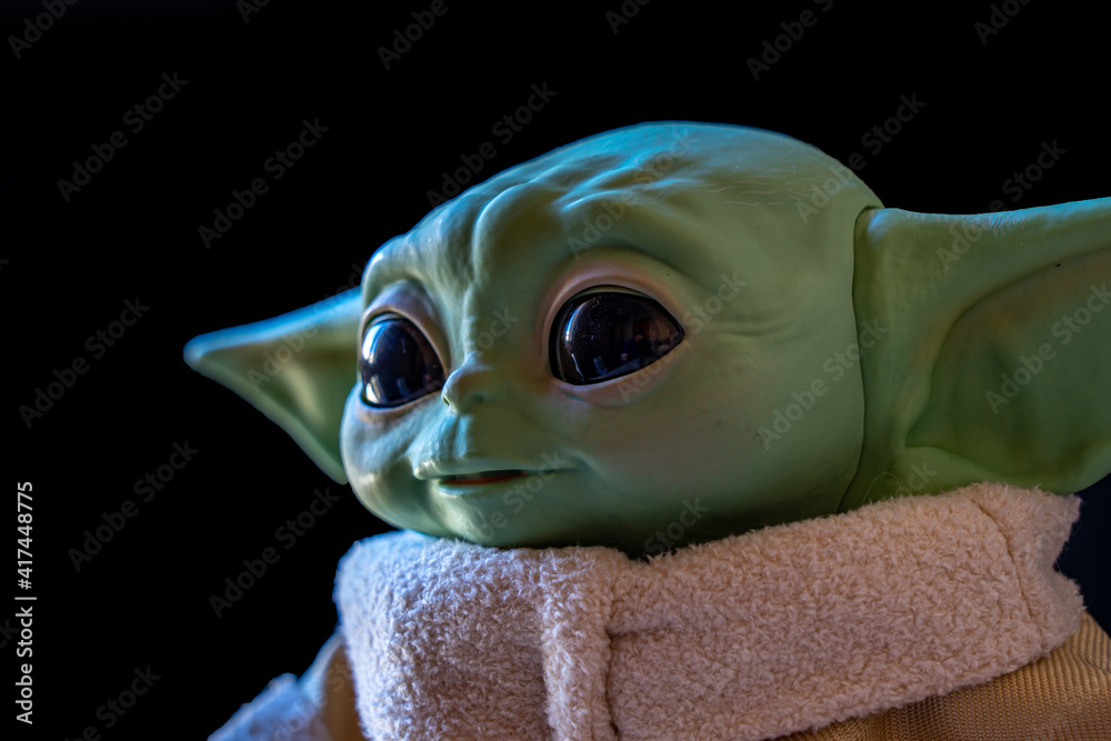 Foto de DECEMBER 2020: The Child or baby Yoda, fictional character from ...