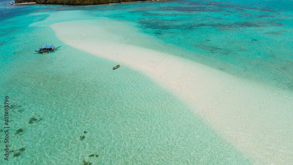 Sand bar in transparent turquoise water top view. Tropical beach with ...