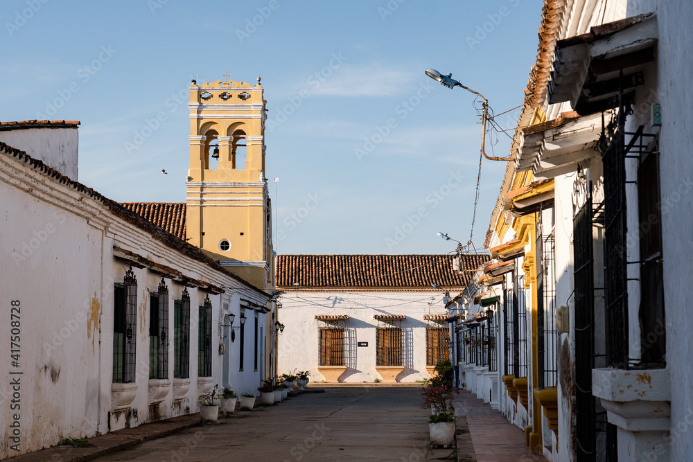 Zona turistica de Mompox, arquitectura colonial del municipio de la ...