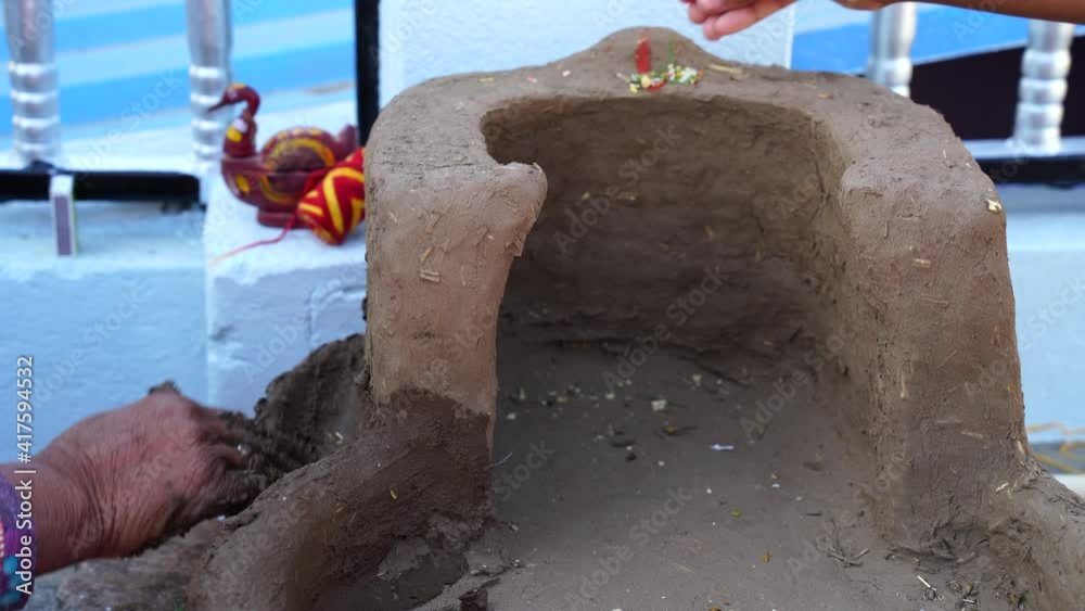 Clay stove construct. Traditional handmade art to formate clay stove ...