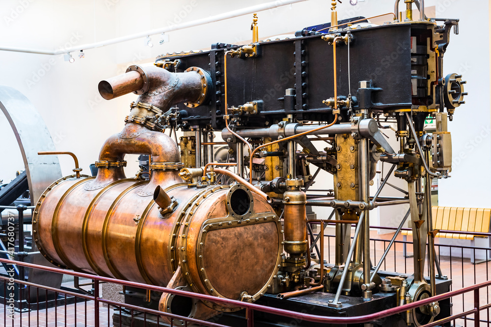 Foto de MUNICH, GERMANY - NOVEMBER 26, 2018 : The German Museum of ...